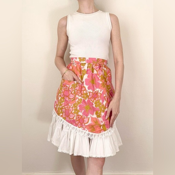 Accessories | Vintage 195s Pink Retro Flower Power Kitch Apron | Poshmark